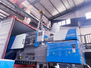 Installation and use of injection molding machine - Haichen